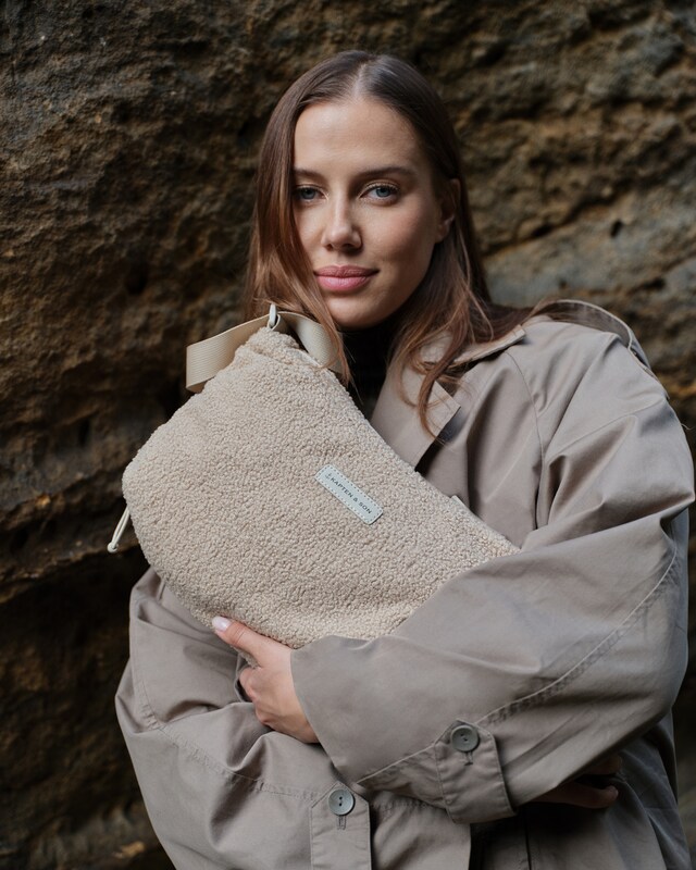 Skara Small Fleece Sandstone – Taschen | Kapten & Son | Kapten & Son